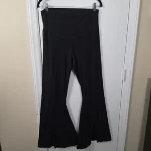 aerie | Pants & Jumpsuits | Offline By Aerie Real Me Xtra Flare Legging ...